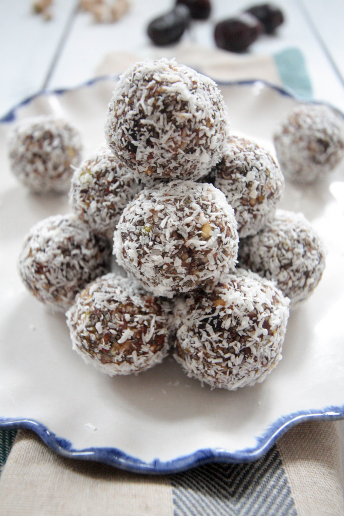 Superfood Energy Balls - Heavenlynn Healthy