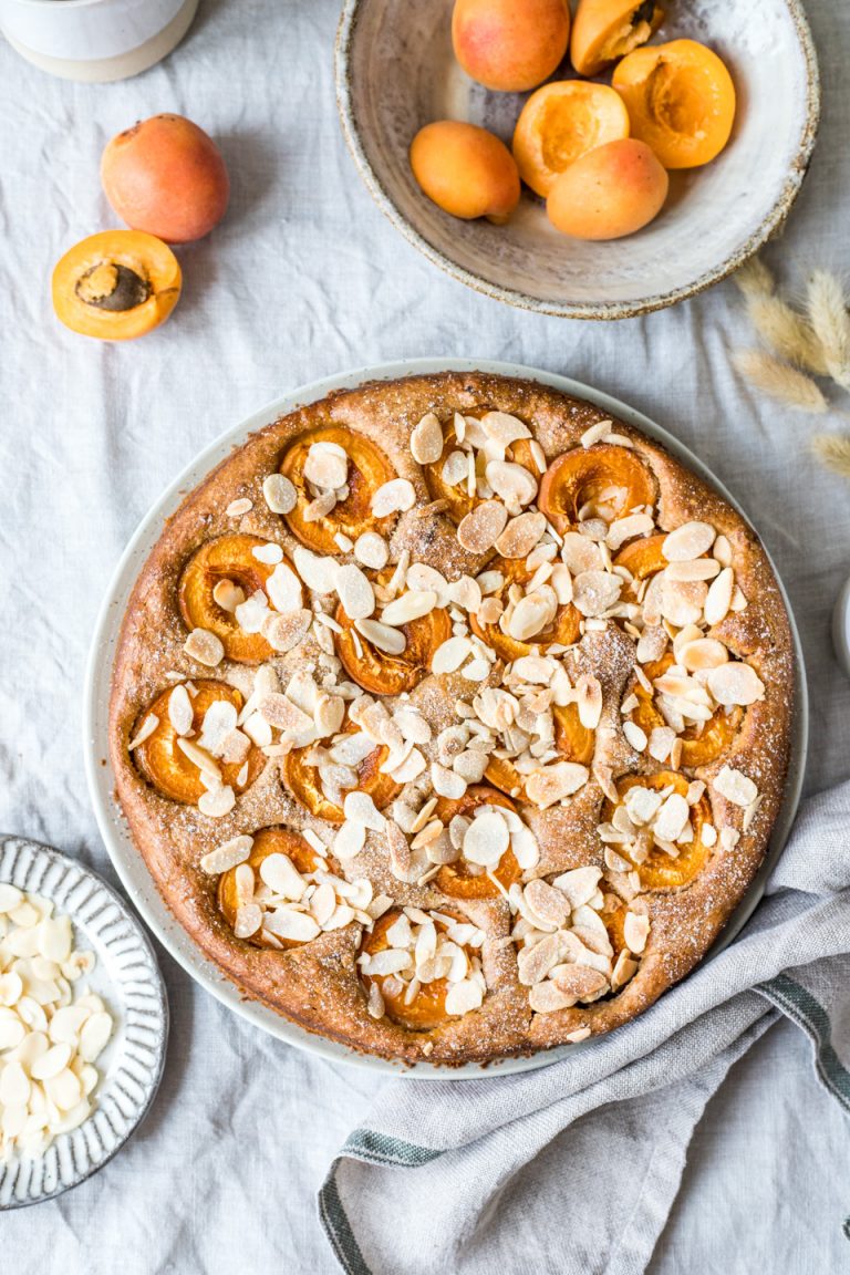 Healthy apricot coffee cake - Heavenlynn Healthy